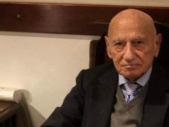 Napoli, morto l'avvocato Mario Tuccillo: aveva 93 anni, era iscritto ...