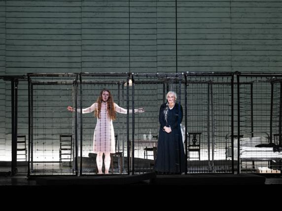 Claus Guth: «Jenufa, all'Opera di Roma in scena un mondo brutale. La ...
