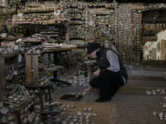 Luigi Lineri, una vita da collezionista di sassi: «Ho cominciato nel ...