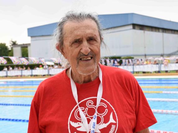 Ex ferroviere campione di nuoto a 90 anni: «Prima giocavo a tennis, non ...