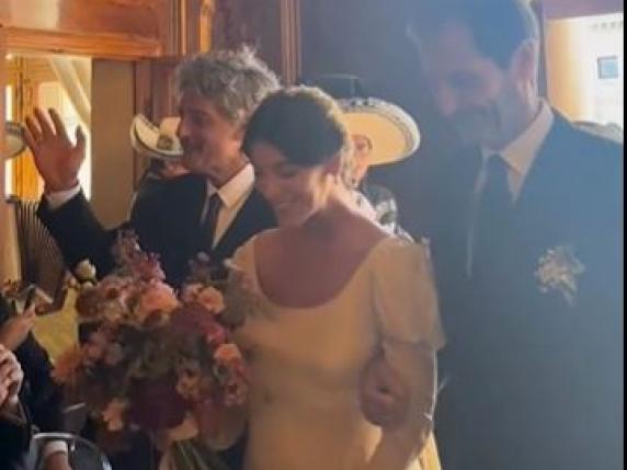 Fiorello porta all'«altare» sua figlia Olivia Testa (assieme all'altro ...