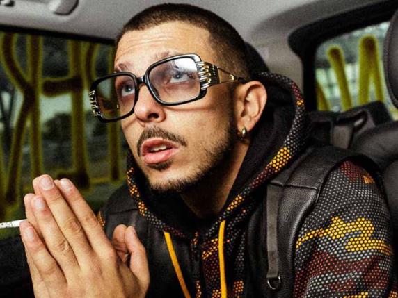 Chi è Enzo Dong, il rapper che Mastella non ha voluto al concerto di ...