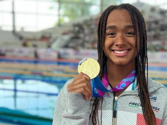 La nuova stella del nuoto Sara Curtis: «Amo il rap e i gialli ma mi ...