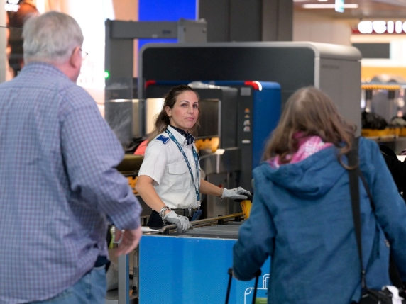 Liquidi nel bagaglio a mano senza limiti, a Fiumicino già tutto pronto ...