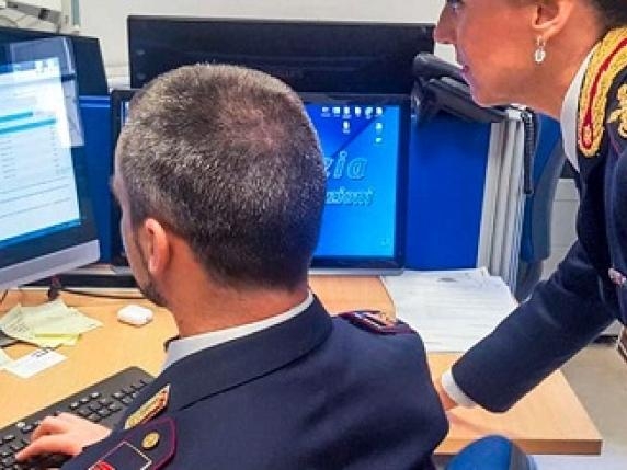 Taranto, la denuncia dell’influencer Anna Madaro: ci sono scatti di ...