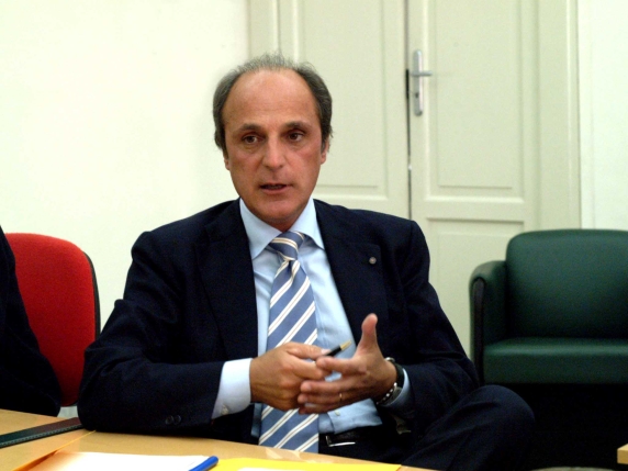 Regionali Puglia: chi è Luigi Lobuono, l'imprenditore già battuto da ...