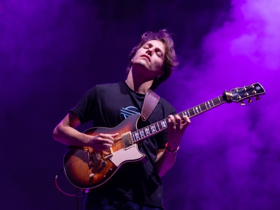 Matteo Mancuso, il trentenne chitarrista di Palermo che piace a Steve ...