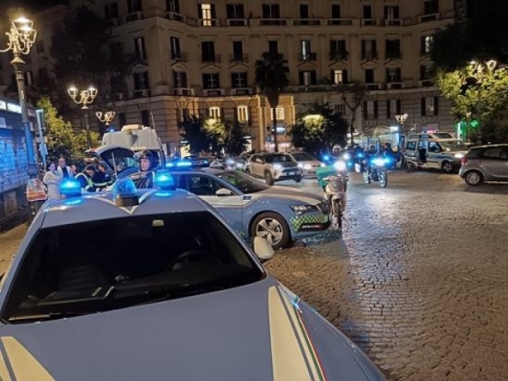 Psicosi rapine al Vomero, la Rete dei genitori: «I nostri figli hanno ...