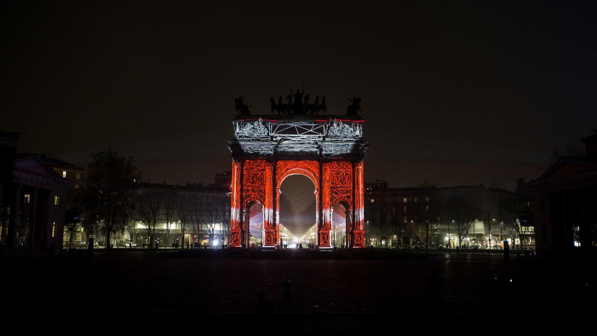 Milano, l'Arco della Pace si vede nel Metaverso: opera digitale clonata ...