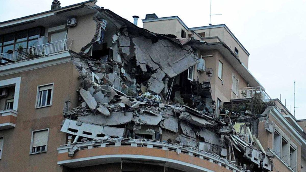 Crollo nel palazzo al Flaminio, tre condanne e mezzo milione da pagare ...