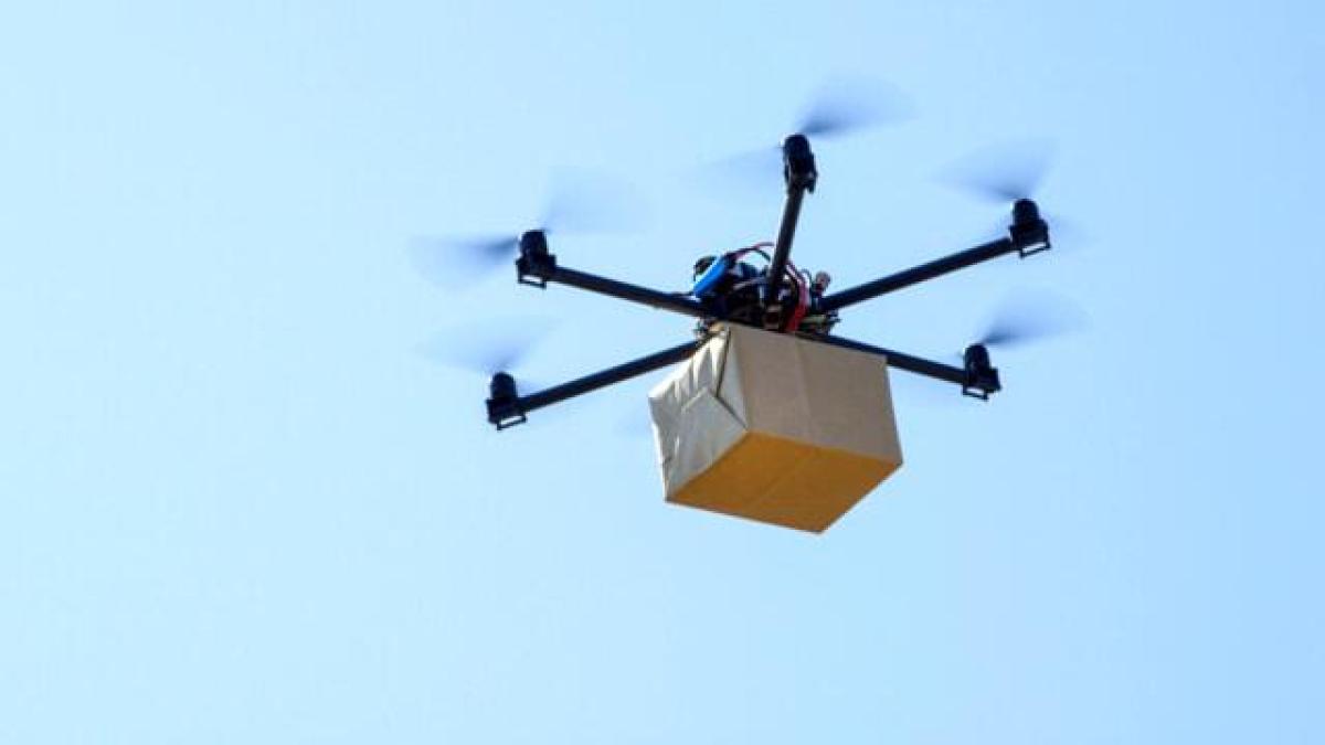 Benevento, un drone per far entrare droga e cellulari in carcere | Corriere.it