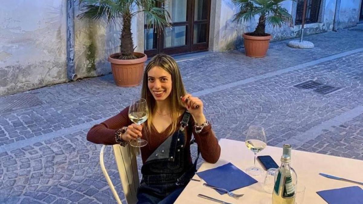 Giada Calanchini, la ragazza romana morta in Sardegna: il paese sotto ...