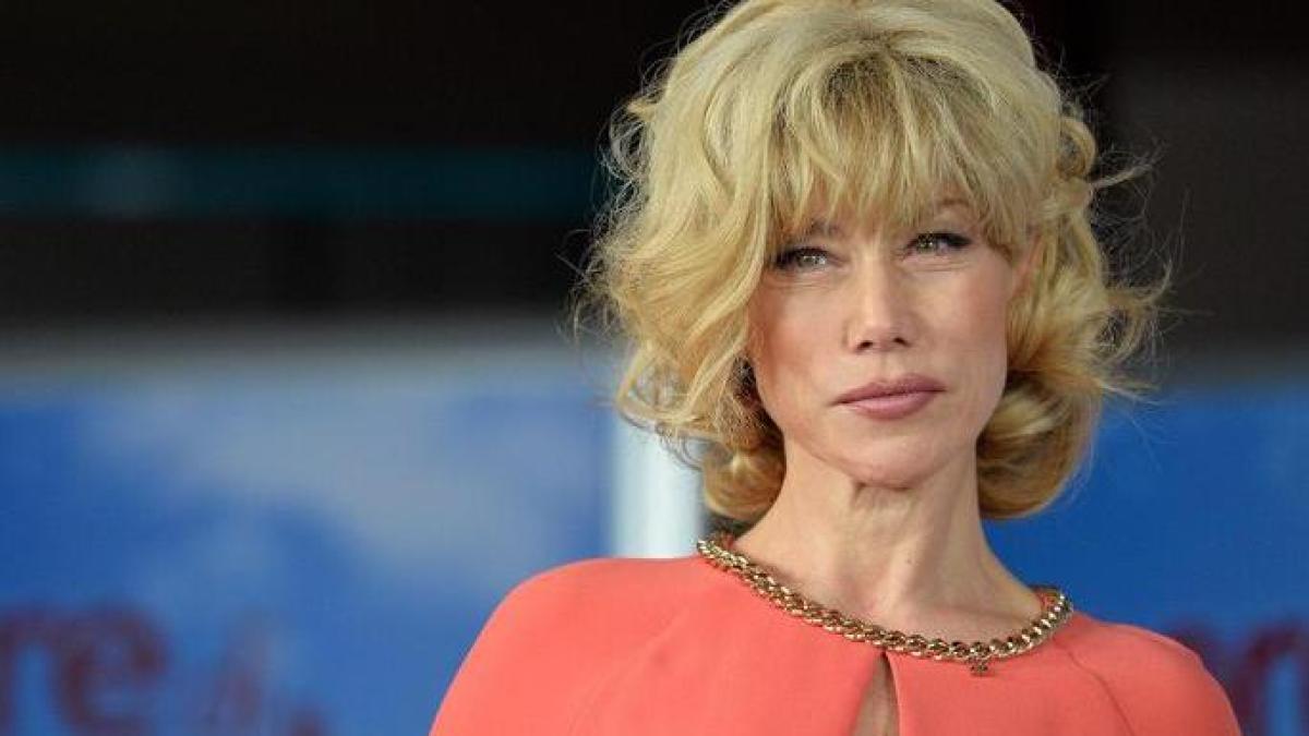 Nancy Brilli compie 60 anni: gli inizi come attrice, l’amore burrascoso ...