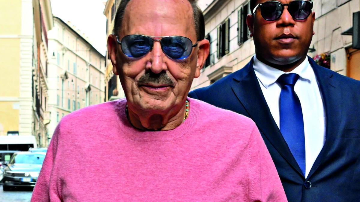 Redditi dei parlamentari, Angelucci si conferma il più ricco. Sul podio ...