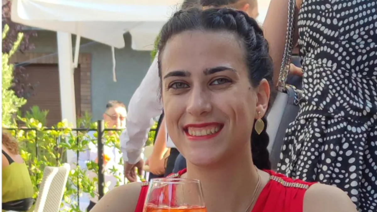 Napoli, kayak investito da barca si rovescia nel mare davanti a Villa ... Napoli, kayak investito da barca si rovescia nel mare davanti a Villa ...