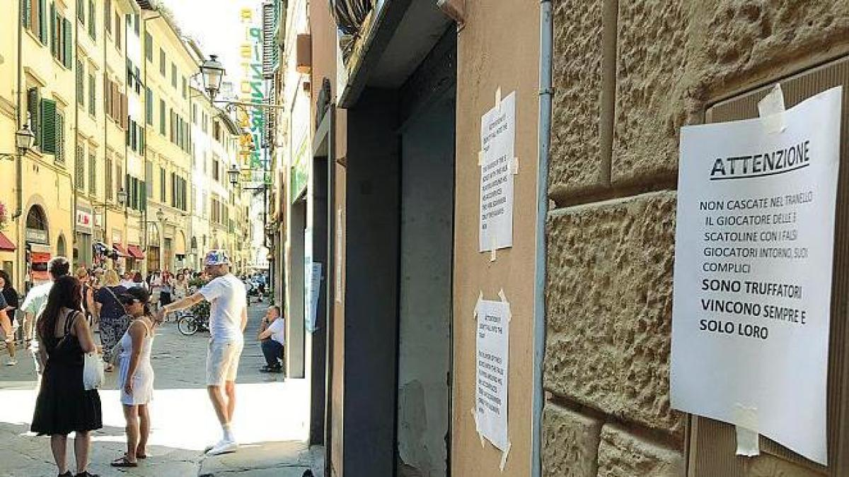 Firenze, San Lorenzo dice basta ai truffatori delle tre campanelle: gli ...