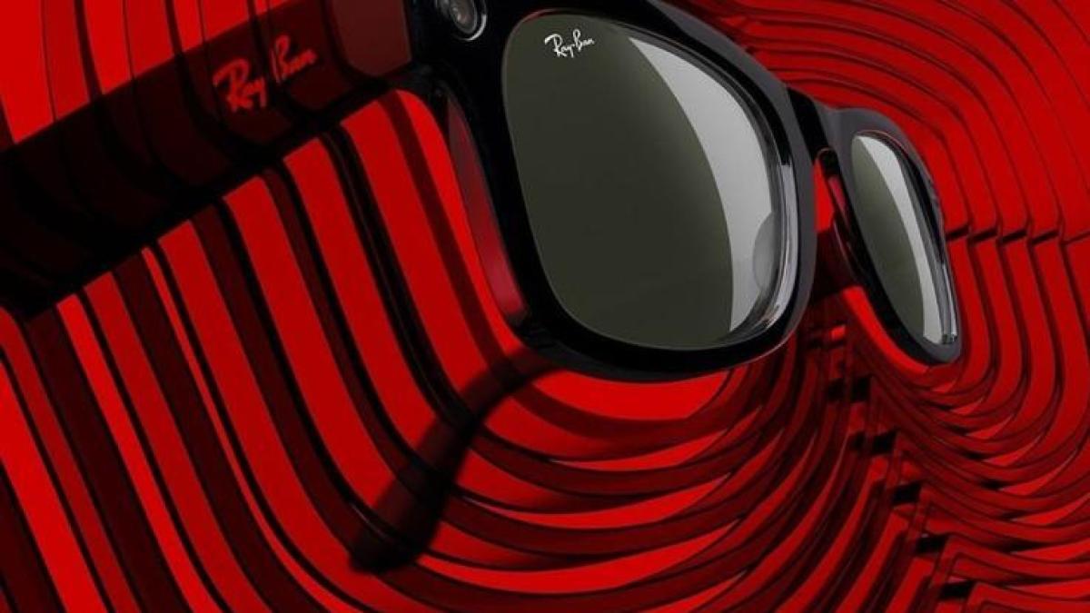 Come funzionano i Ray-Ban Stories, gli occhiali con telecamera usati da ...