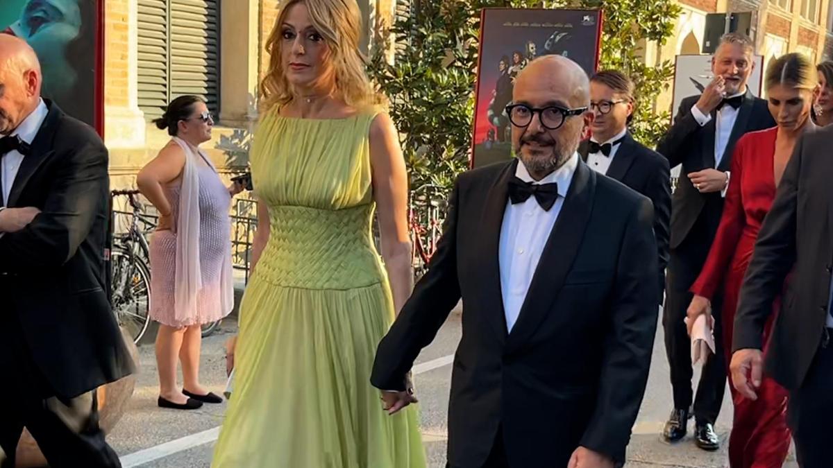 Report, Sangiuliano e la moglie Federica Corsini presentano due esposti ...