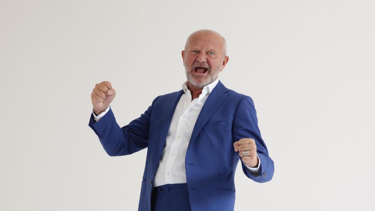 Michelle Hunziker's 48th Birthday Party at Savini Milano - NewsyList