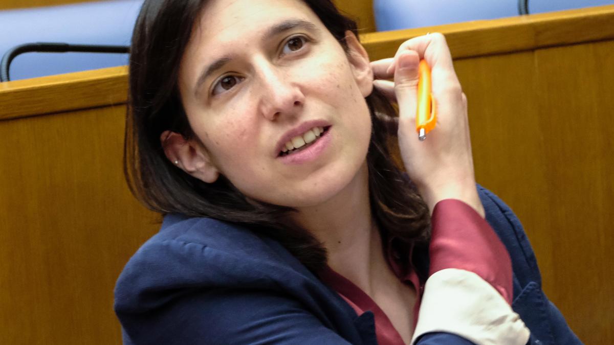 «Voglio vedere Schlein impalata»: le parole di una militante di FdI in ...