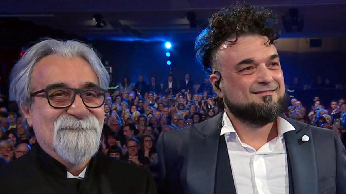 Il maestro Enrico Melozzi: «Sono single ma ho le mie groupie, le bimbe ...