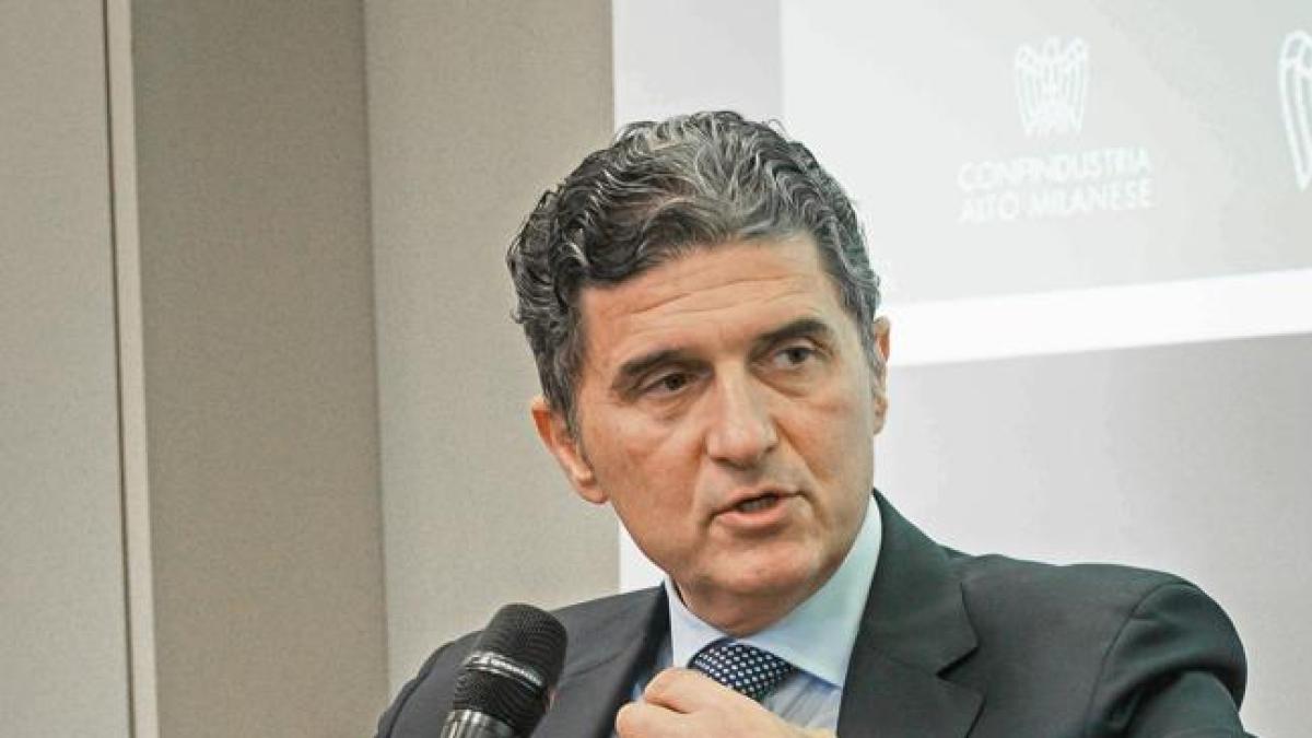 Dossieraggi, la chiamata tra Pazzali e Fontana e il no alla nomina di ...