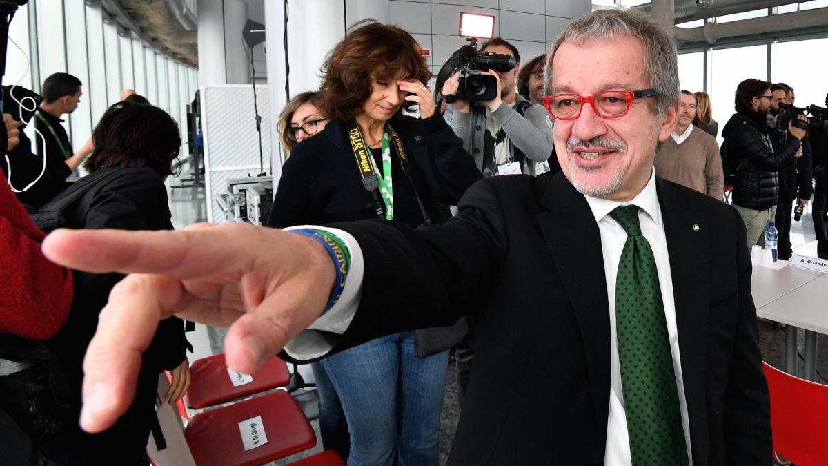 La famiglia di Roberto Maroni, l'avvocato varesino innamorato della ...