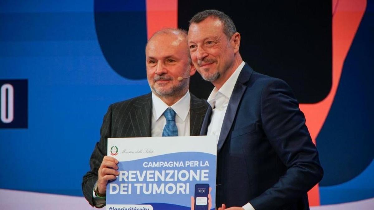 Amadeus e Schillaci a Casa Sanremo lanciano la campagna anti-tumori: # ...