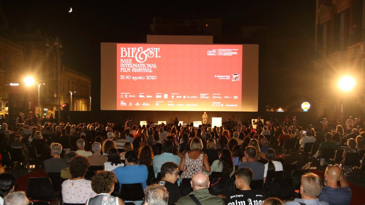 L’apertura del Bif&st | Corriere.it