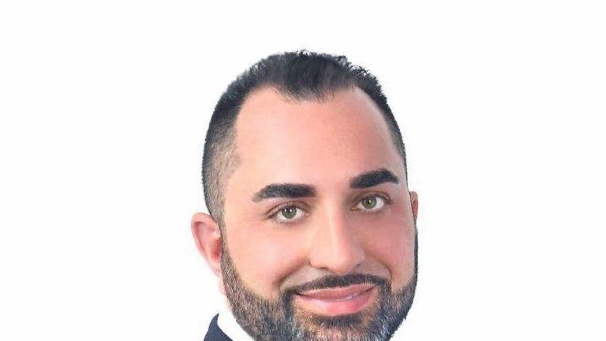 Politiche, bufera sui commenti complottisti di Angelo Di Lena (Terzo ...