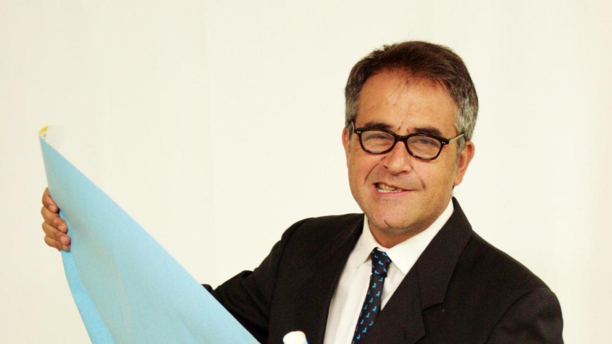 «Crozza è bravo e fa ridere ma il primo a imitare De Luca sono stato io ...