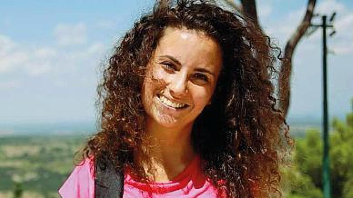 Alessia De Santis, 27 anni, nuovo volto del Pd: ecco chi è la Elly di ...