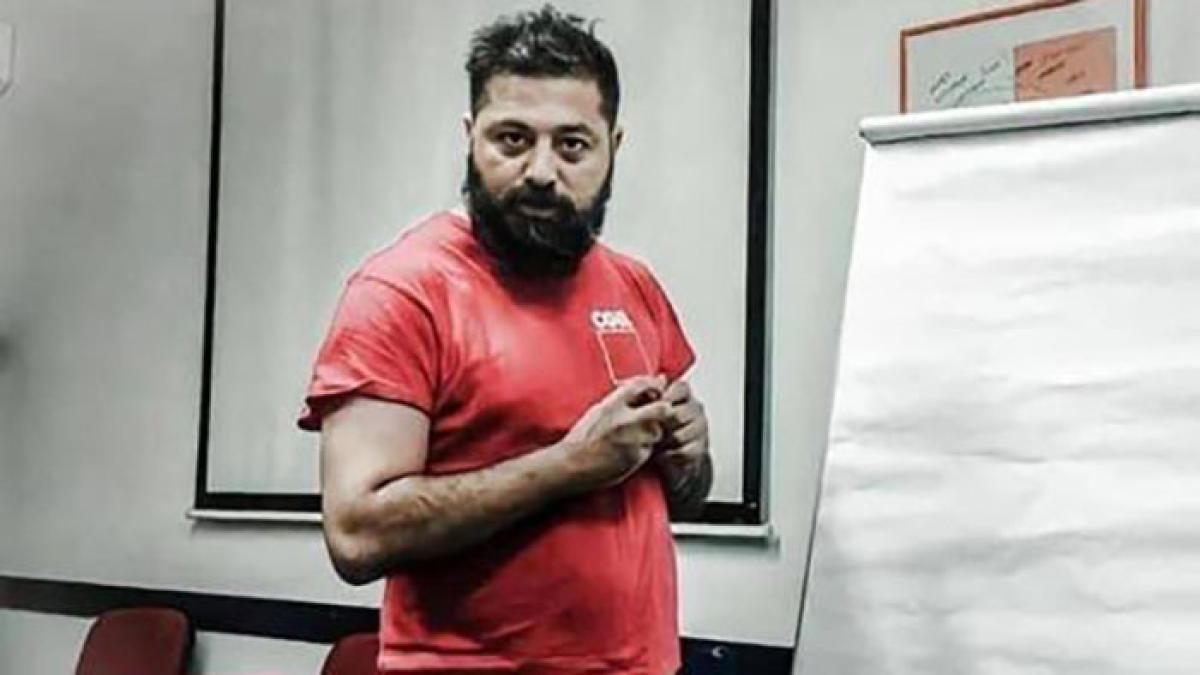 Chi è Antonio Prisco, il rider ricordato da Schlein: portò in tribunale ...