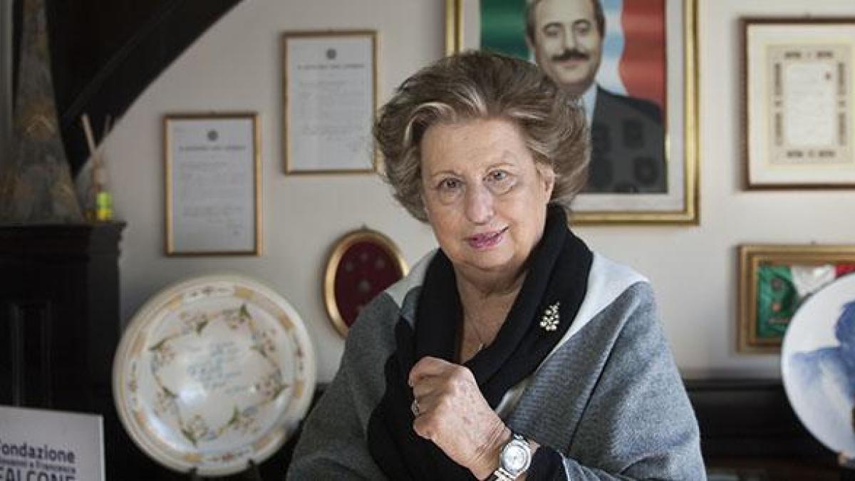 Maria Falcone: «Maurizio Costanzo spezzò l’isolamento di mio fratello ...