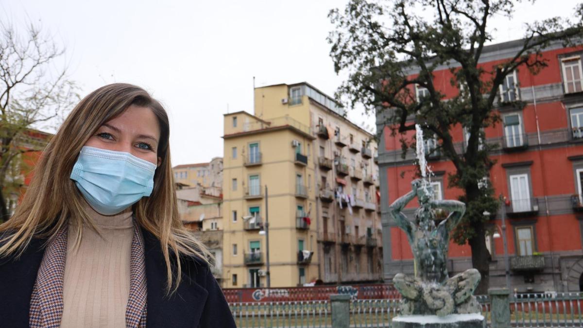 Alessandra Clemente, chi è la candidata sostenuta da De Magistris a ...