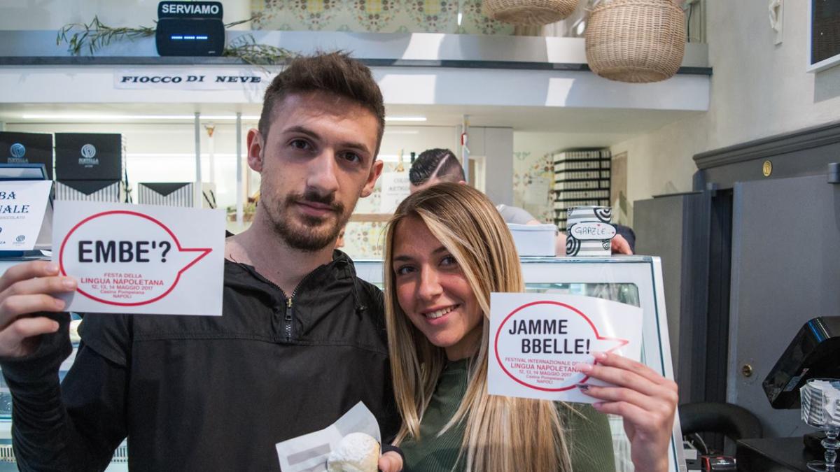 «Embè?», gli stickers in lingua napoletana | Corriere.it