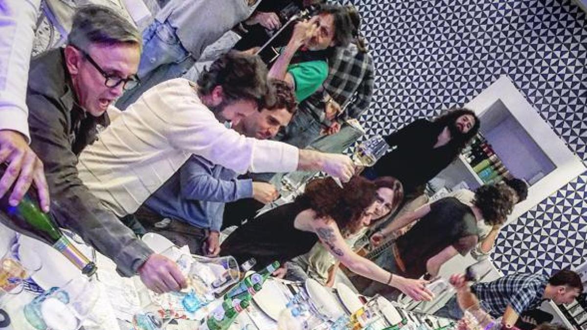 A Napoli gli chef di Masterchef, pizza per tutti | Corriere.it