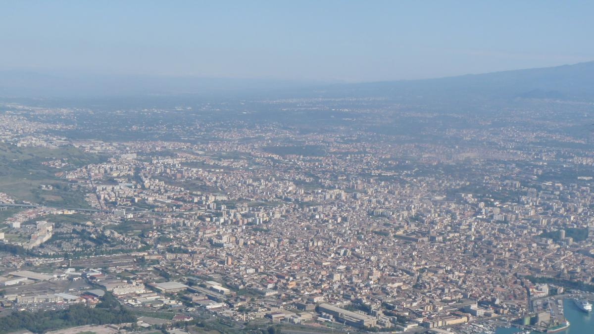 Catania «coast to coast», i luoghi più belli da esplorare via mare ...