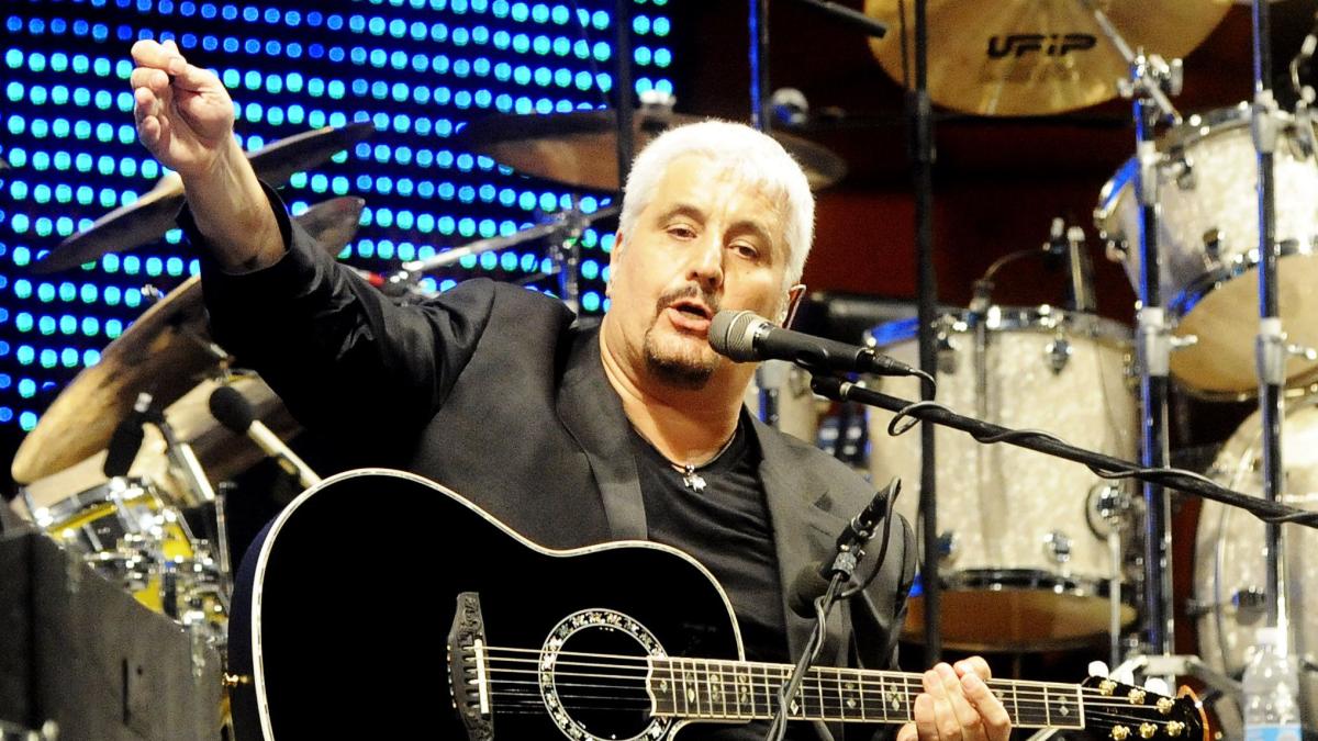 Pino Daniele, esce il brano inedito «Again». E nel 2025 eventi e ...