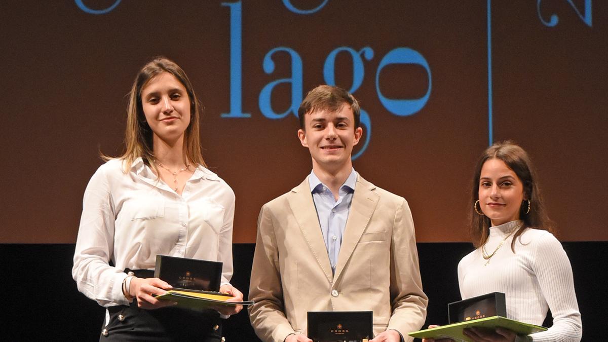 Il Premio Lago e il racconto della guerra: Anna, Andrea e Gaia i futuri ...