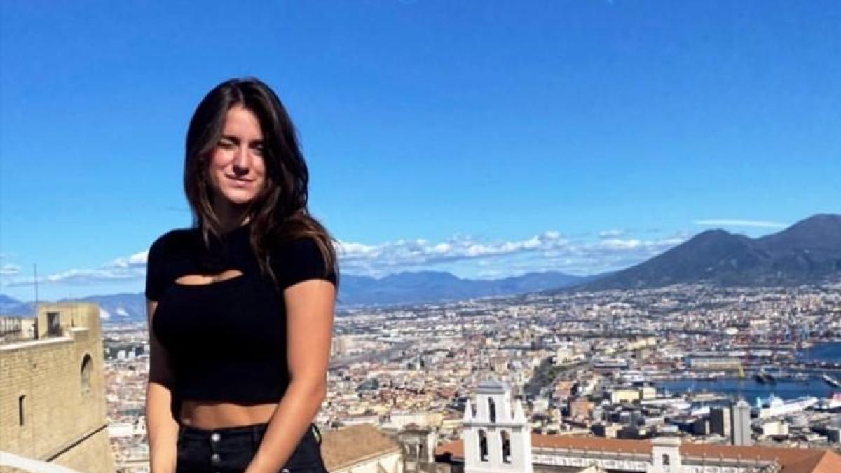 Ilaria De Rosa, la hostess arrestata in Arabia per uno spinello nel ...