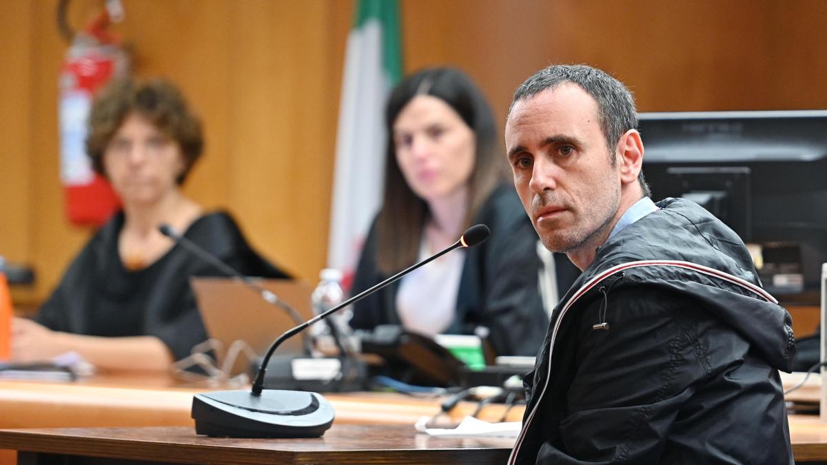 Processo Askatasuna, Zerocalcare interviene in tribunale: «Accusa folle e infondata» | Corriere.it