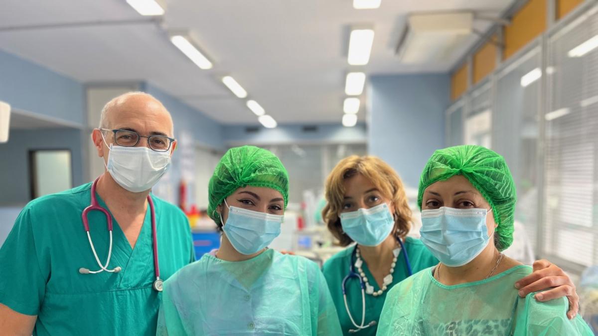 Cardarelli, Francesca torna nel reparto che l'ha salvata 19 anni dopo ...