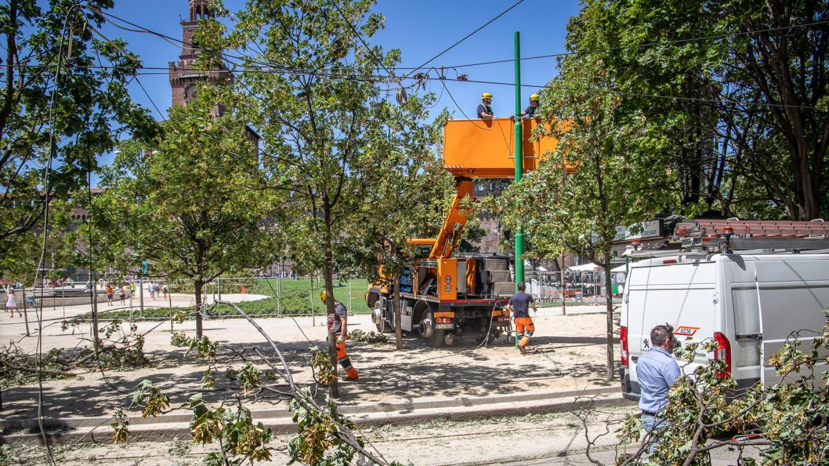 Milano, le linee Atm deviate: le modifiche alla circolazione di tram e ...
