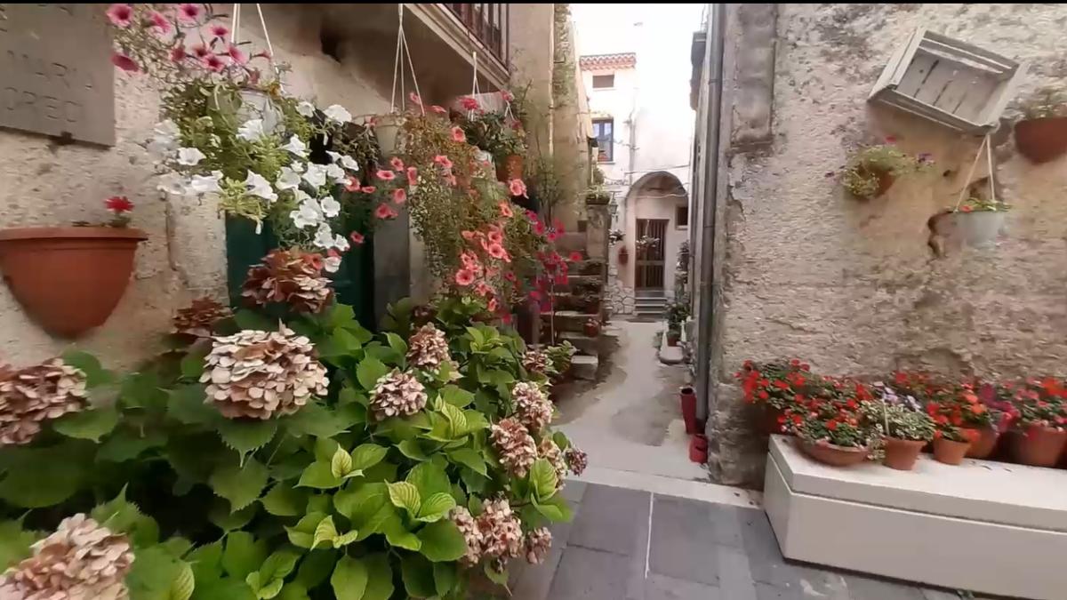 Caggiano, la rinascita di un centro storico terremotato tra ...