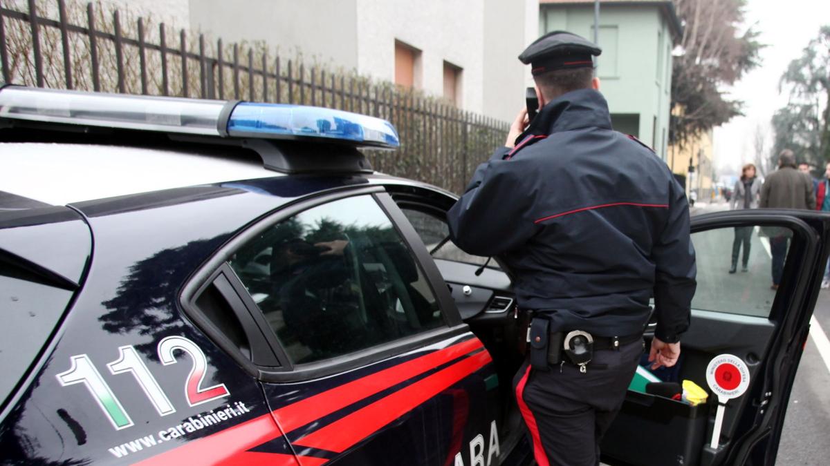 Muscoline, si masturba per strada: ragazzo finisce nei guai | Corriere.it