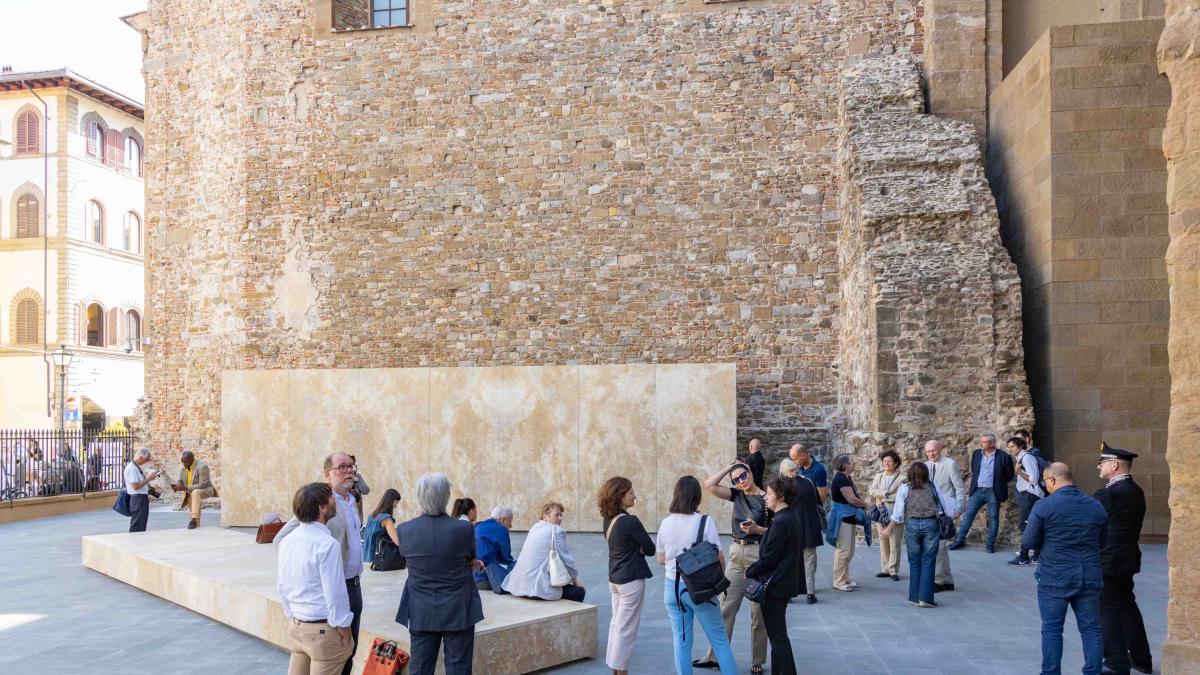 Firenze, uscita d'autore per le Cappelle Medicee: «Si sale alla luce ...