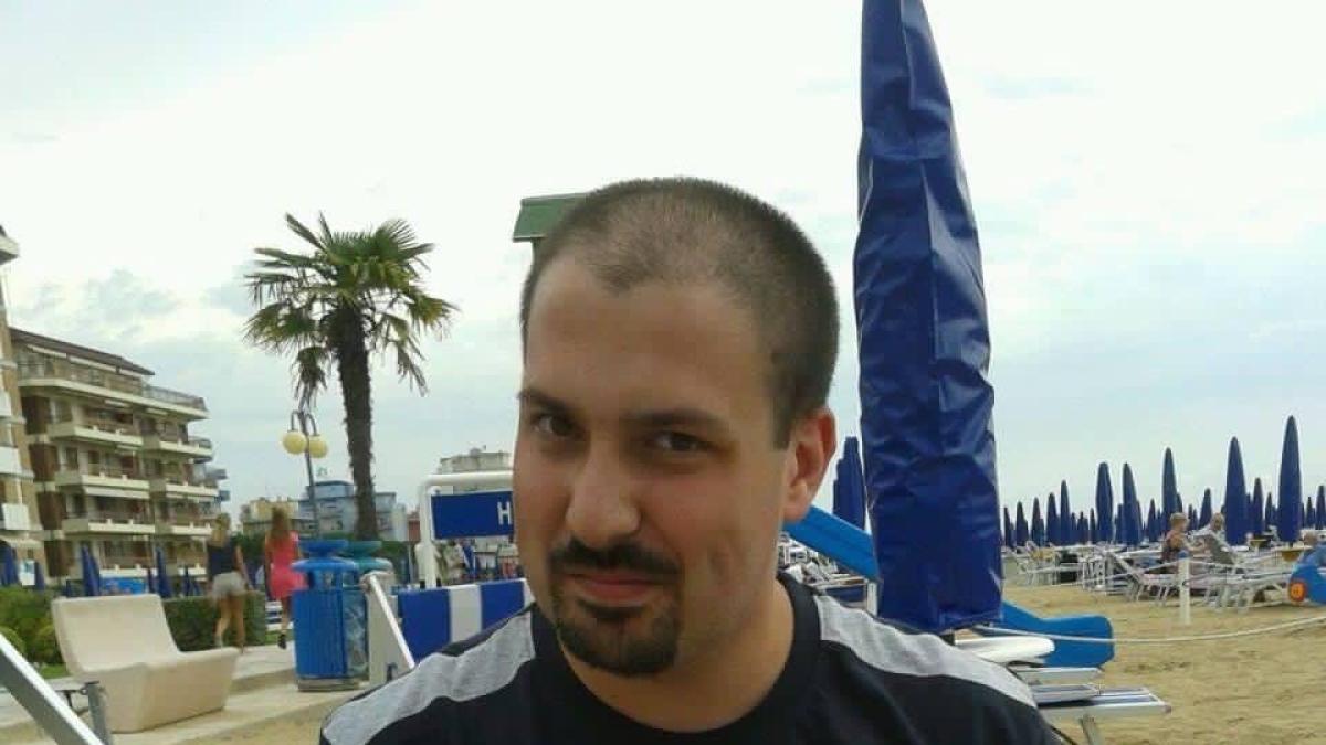 Padova, bidello di 36 anni muore per infarto a scuola: «Doveva sposarsi ...