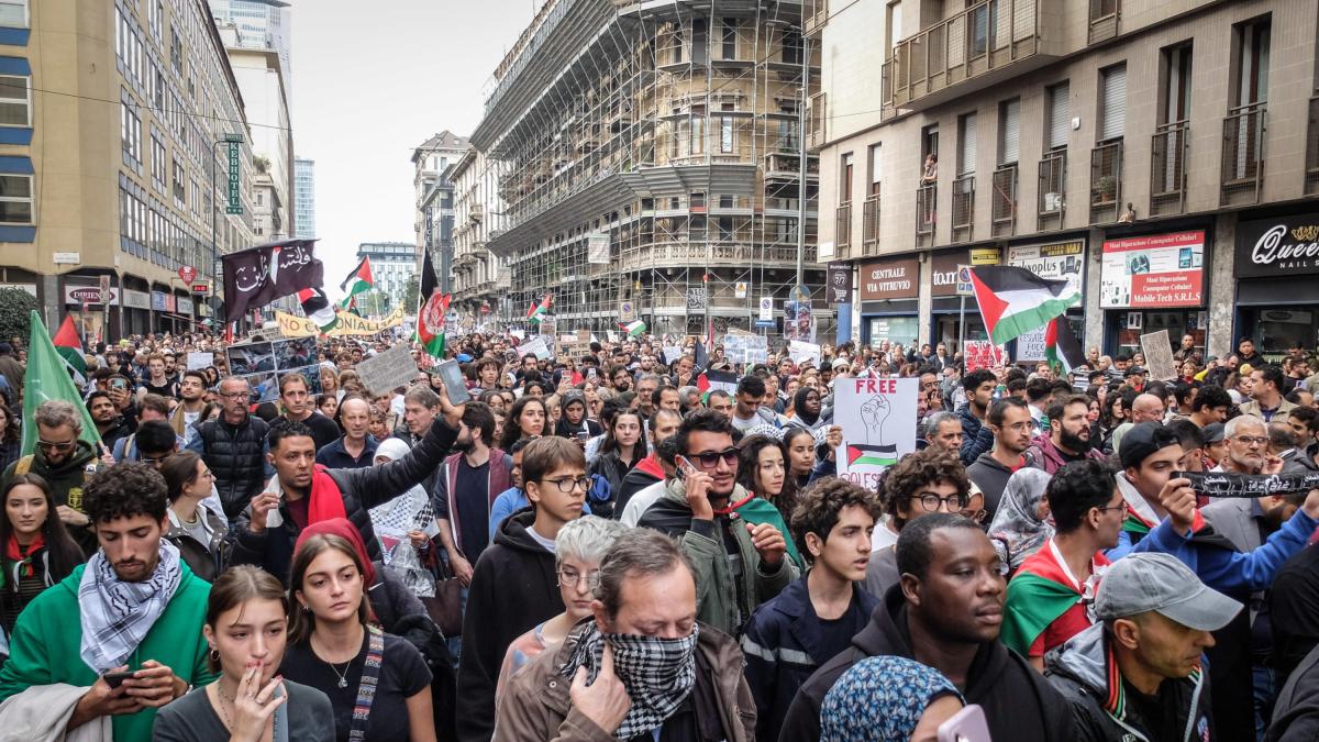 Milano, «cori nazisti al corteo pro Palestina»: la comunità ebraica ...