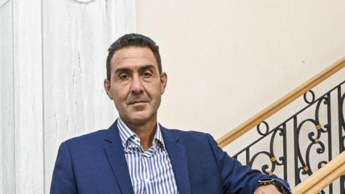 Il generale Vannacci presenterà il libro a Torino (senza cena). Salva l ...